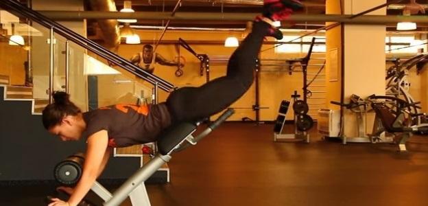 5 златни упражнения за вирнато дупе след 30 - 3/5 - Фото галерии - Edna.bg