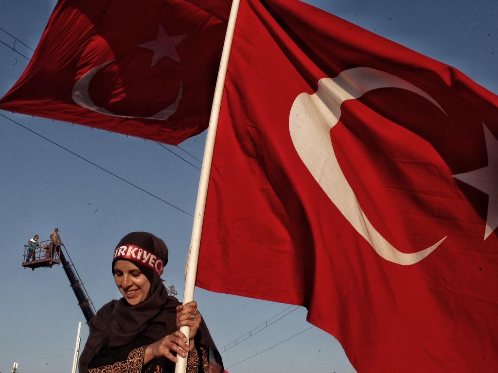 Три жестоки убийства на жени на днешния празник в Турция - Свят - Vesti.bg