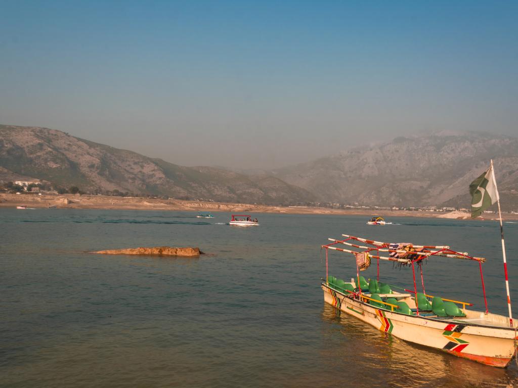 Този репортаж от Пакистан предизвика въпроси - Свят | Vesti.bg