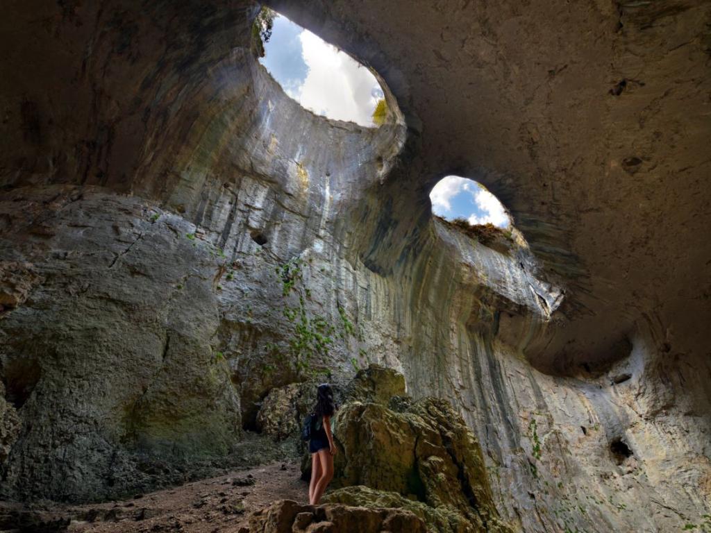 Пещера "Проходна": Да погледнем през очите на Бог - България - Vesti.bg