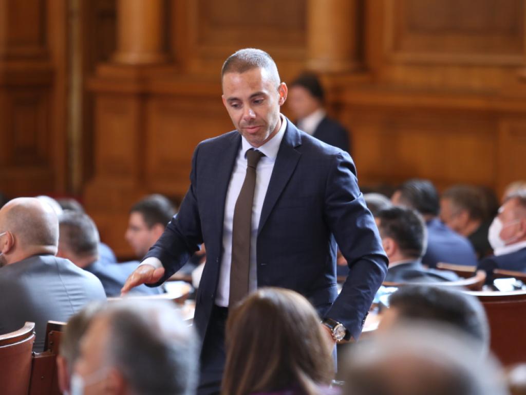 Ненков, ГЕРБ-СДС: Искаме предсрочни избори - България - Vesti.bg