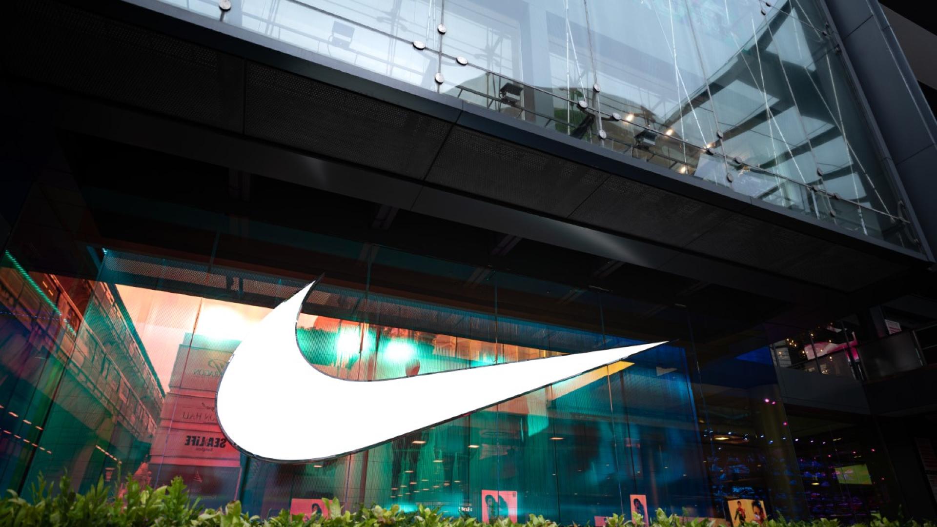 Nike и Cisco също напускат Русия|Vesti.bg