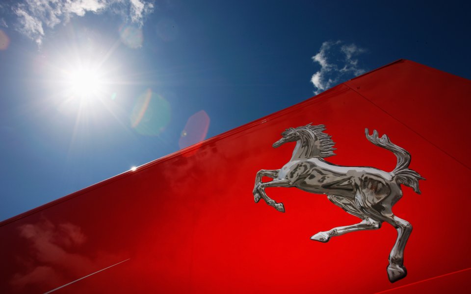 Ферари представи новия си болид - Моторни - Формула 1 - Gong.bg