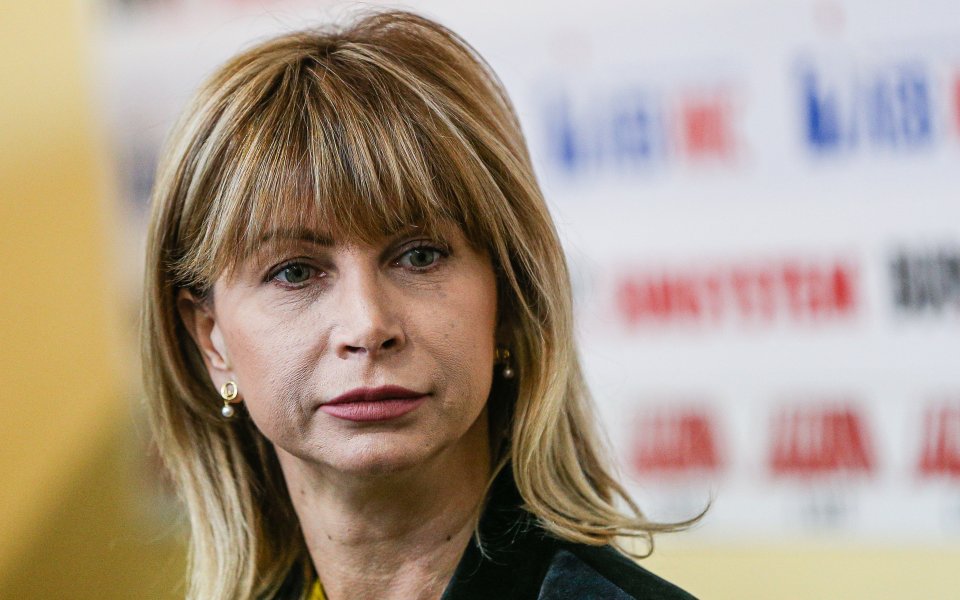 Весела Димитрова: Голямата ни цел за сезона е световното - Още спорт ...