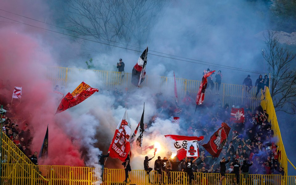 ЦСКА с призив към феновете си преди дербито с Лудогорец | Gong.bg