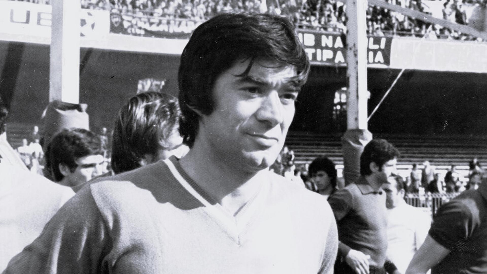 Почина легендарен футболист на Наполи|Vesti.bg