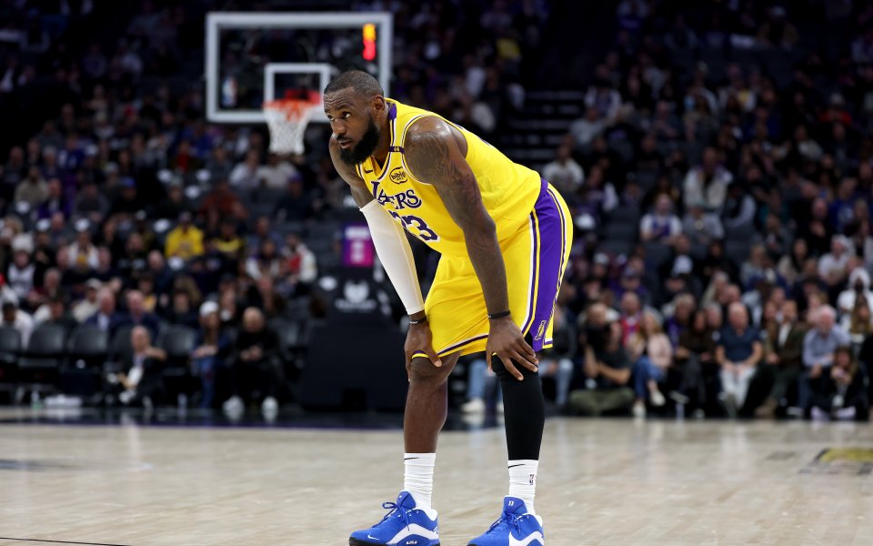 Стана ясно бъдещето на ЛеБрон Джеймс - Баскетбол - NBA - Gong.bg