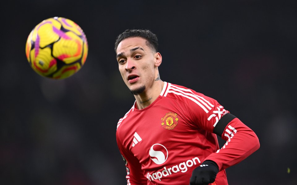 Клуб от Серия А влиза в надпревата за крило на Манчестър Юнайтед | Gong.bg