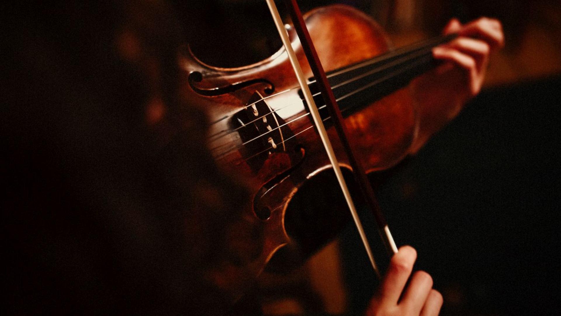 Музиката, която спаси живота на еднa тийнейджърка в Аушвиц|Vesti.bg