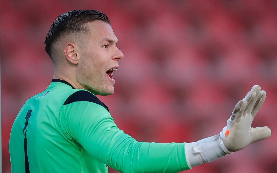 Вратарят на Локо Пд грабна приза за №1 в дебюта си Gong Bg