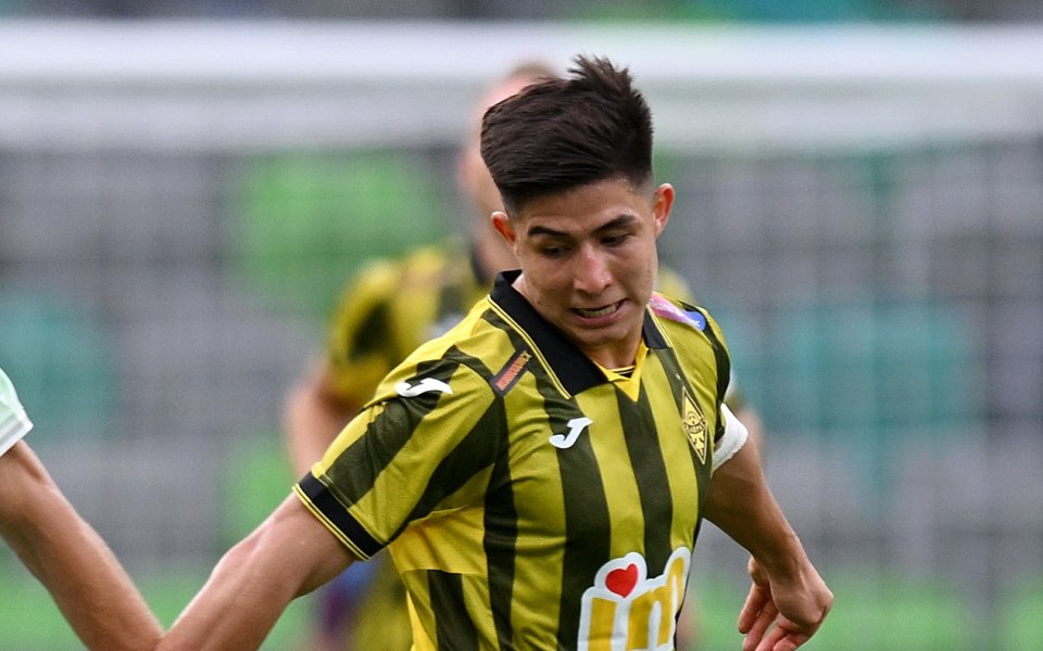 16-годишен донесе победата на Кайрат Алмати срещу Слован Братислава - Футбол свят - Шампионска ...