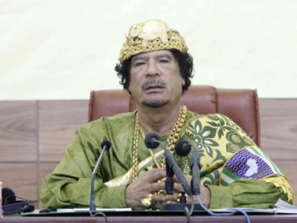 Пак проблеми със шатрата на Кадафи - Свят - Vesti.bg