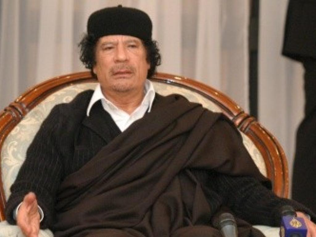 Кадафи заплаши Европа с нападения на"мъченици" - Теми в развитие - Vesti.bg